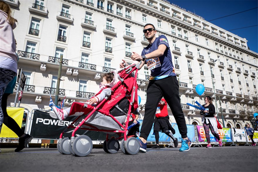 8th International Semi-Marathon: 22.000 runners took over Athens ...