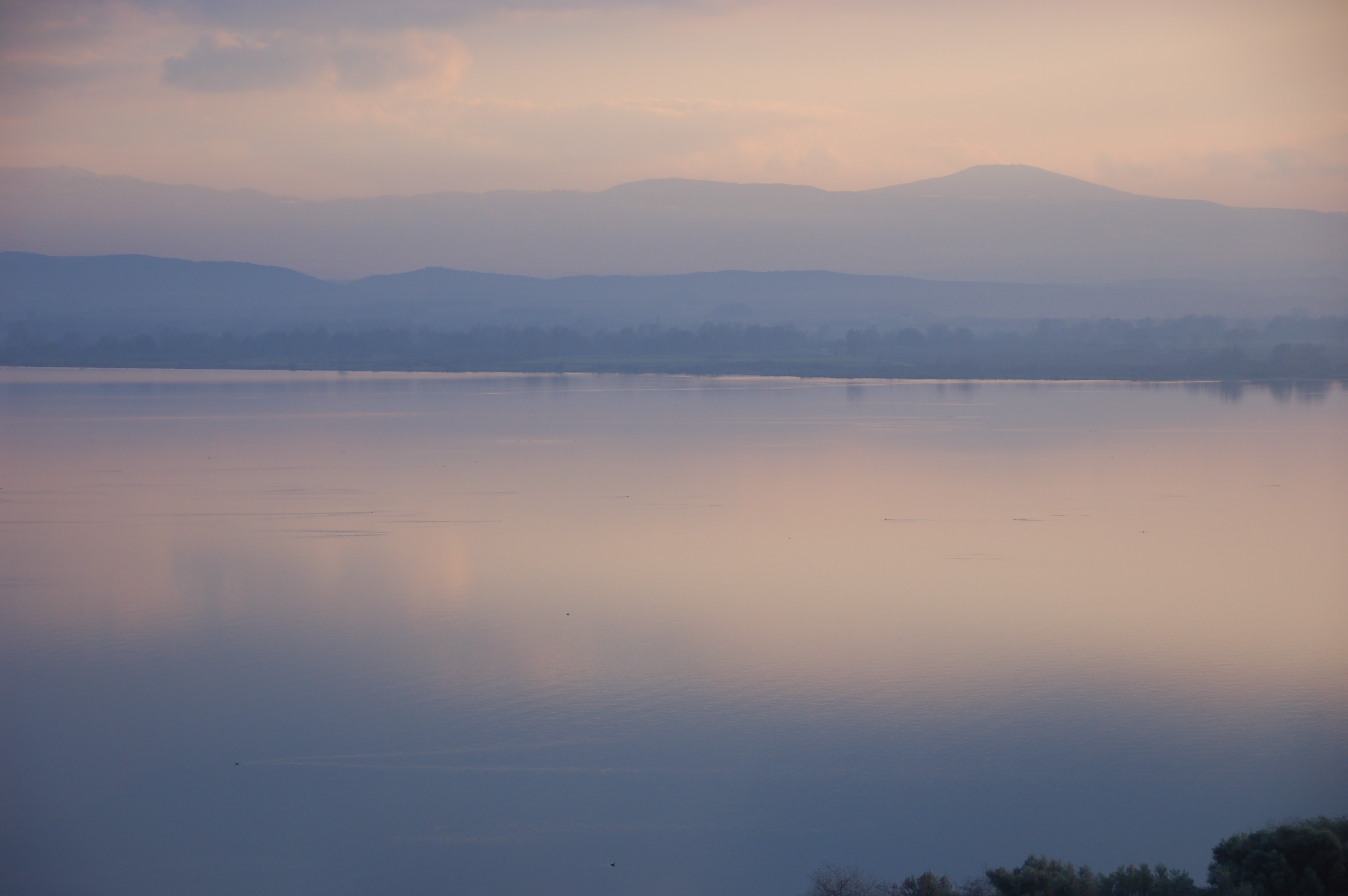 Lake Volvi - ProtoThema English