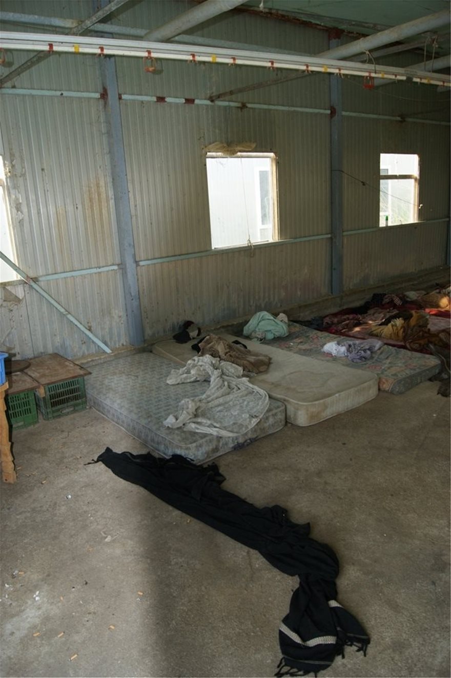 Pakistani gang in Greece held prisoners for ransom in abandoned farm ...