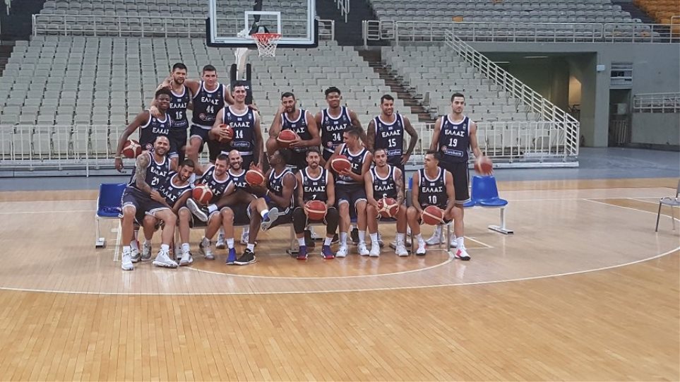 See the official photoshoot of the Greek national basketball team ...