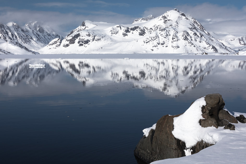 The world's largest islands (infographic) - ProtoThema English