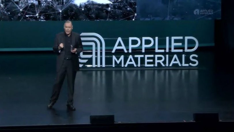 Scientists create the blackest material ever! - ProtoThema English