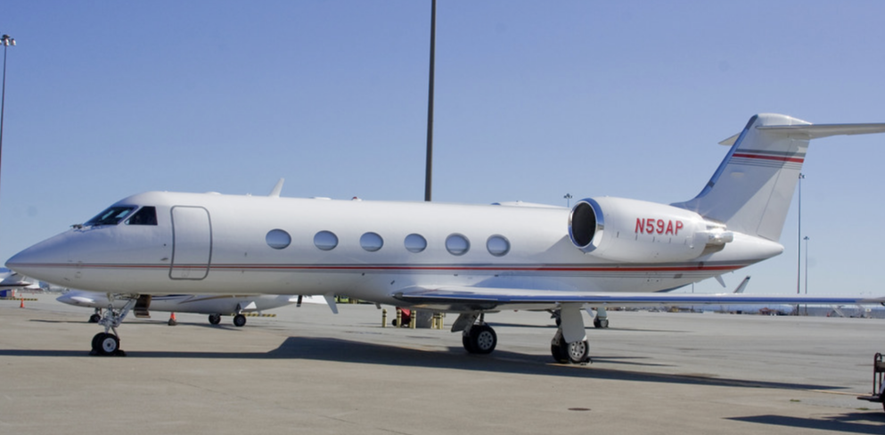 Which islands do the super-rich travel to with their private jets ...