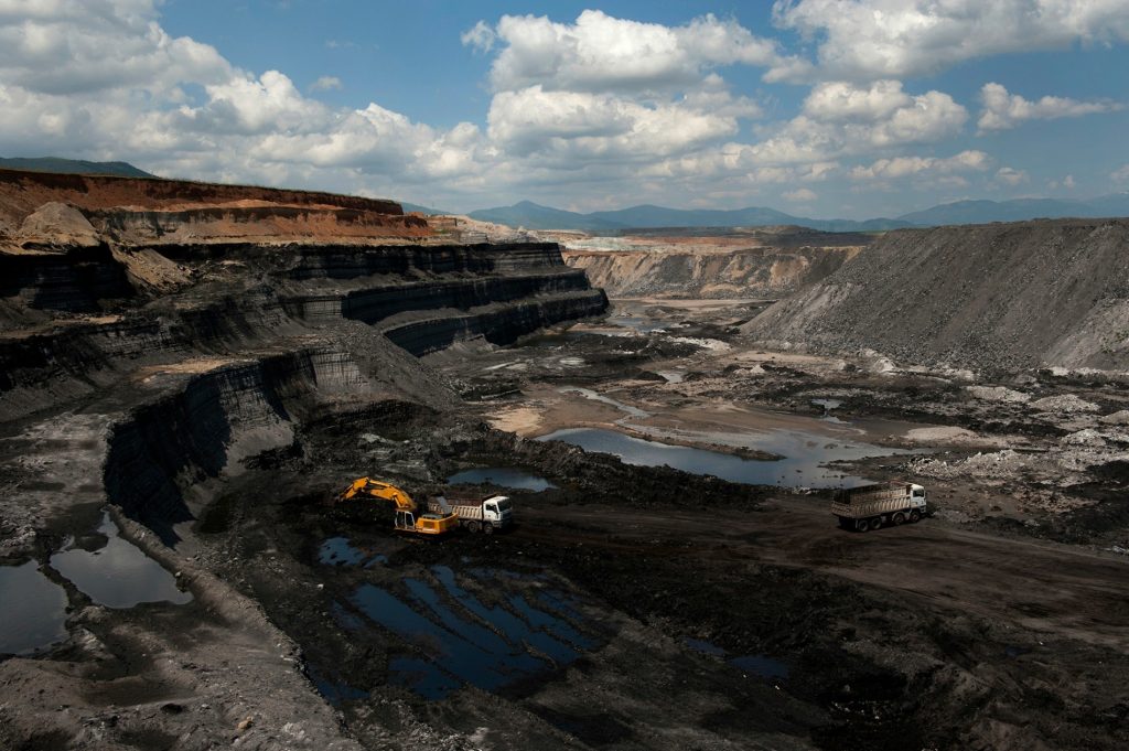 Greece is ditching lignite: All units will shut down by 2028 ...