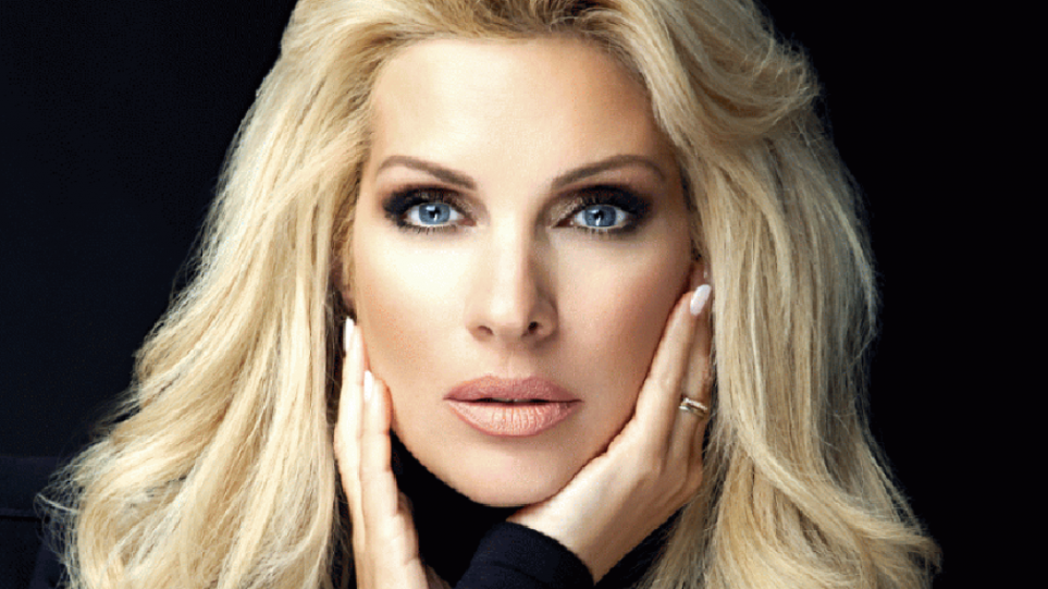 Eleni Menegaki: Her beauty defies time...(photos) - ProtoThema English