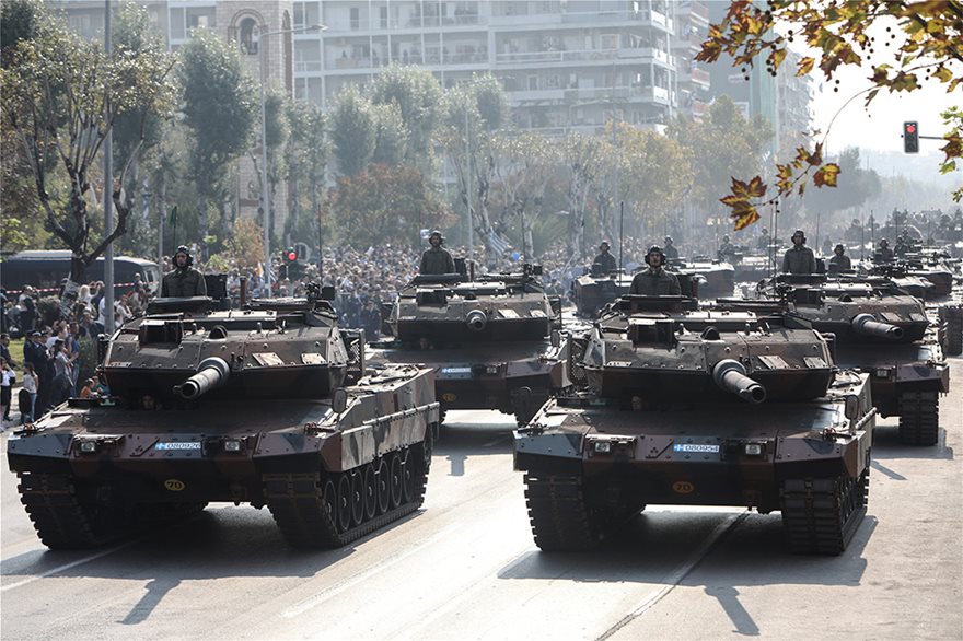 OXI Day celebrations: Impressive military parade in Thessaloniki ...