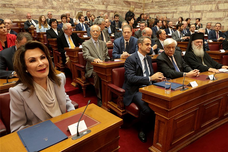 "Greece 2021" Committee commences work in celebratory session in ...