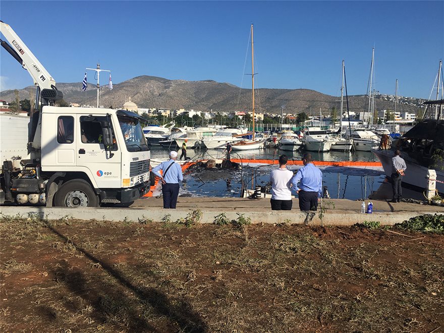 Dramatic escape of Belgian beauty from flaming yacht in Athens (video ...