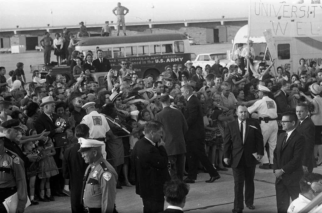 56 years later, see how JFK spent the night in Houston, hours before ...