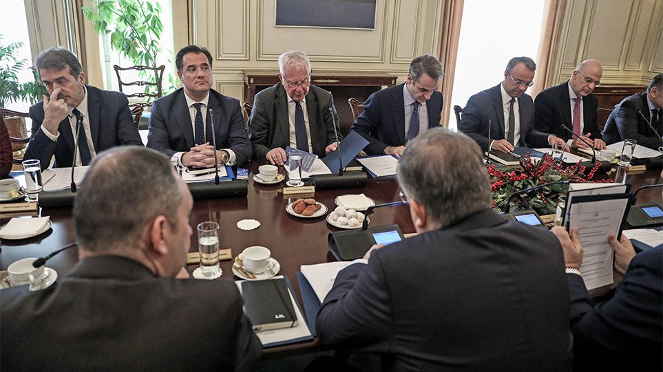 Greek Cabinet meeting in progress - ProtoThema English