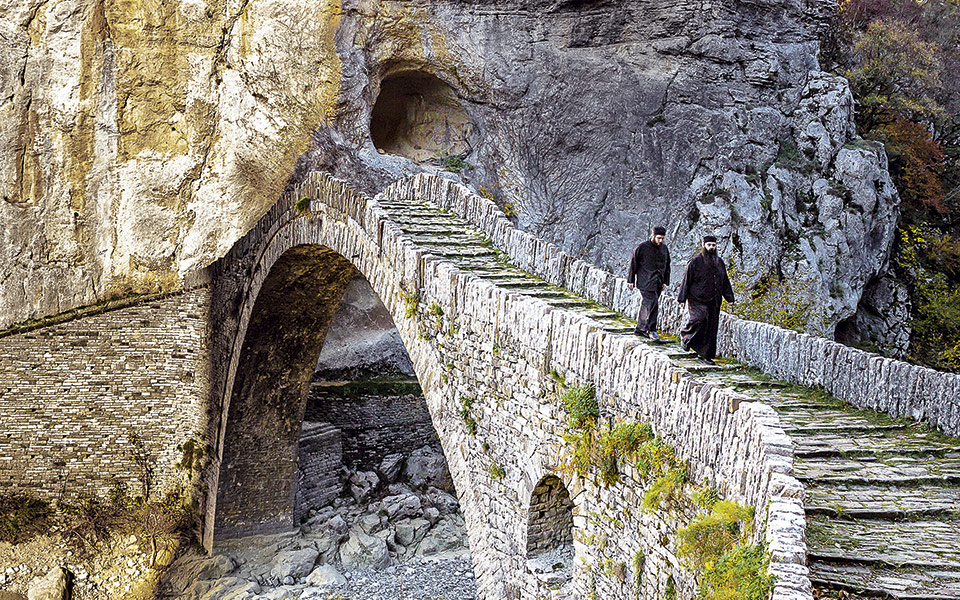 The Noutsos or Kokkoros bridge, Epirus - Greece - ProtoThema English