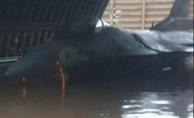Israeli Air Force admits mistake after F-16 fighter jets "drown" in mud ...