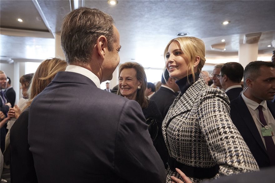 PM Mitsotakis chats with Ivanka Trump at Davos (photos) - ProtoThema ...