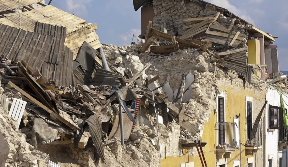 The world's deadliest earthquakes (infographic) - ProtoThema English