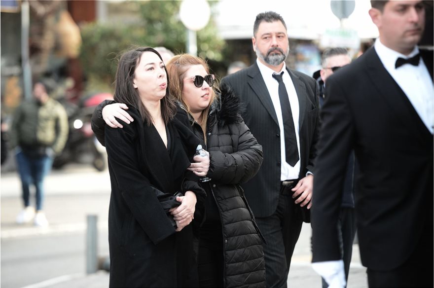 Greeks pay their last respects to beloved actor Kostas Voutsas (video ...