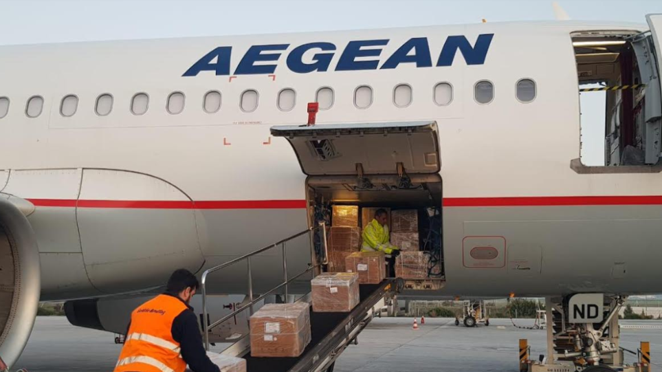 Over 1.7 million masks land in Greece from China (photos) - ProtoThema ...