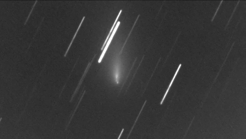 A really promising Comet just fell to pieces (photo) - ProtoThema English