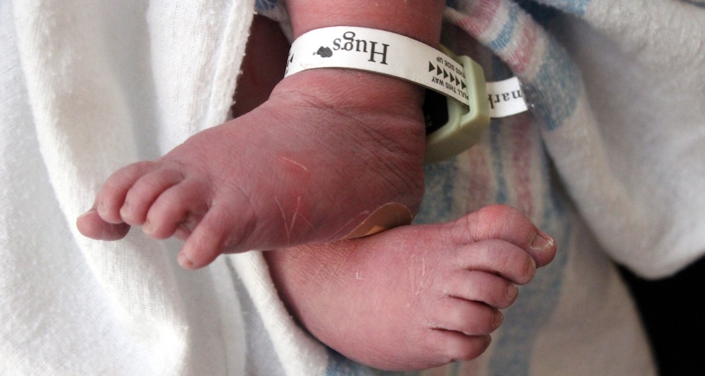 Asian parents naming their newborn Corona and Covid! - ProtoThema English