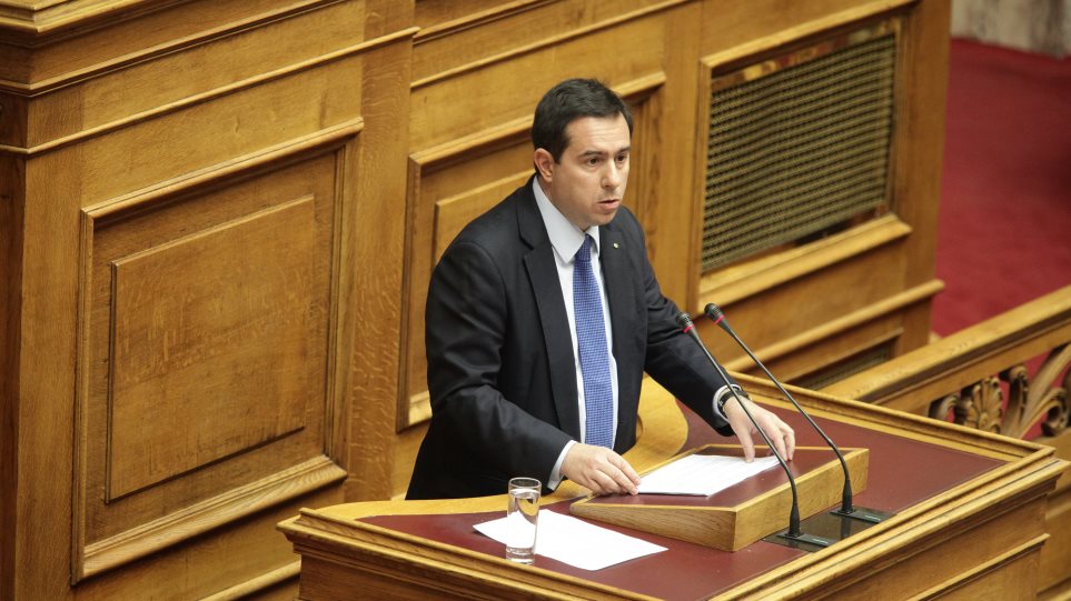 Migration Minister Mitarakis: We want to cooperate but have the control ...