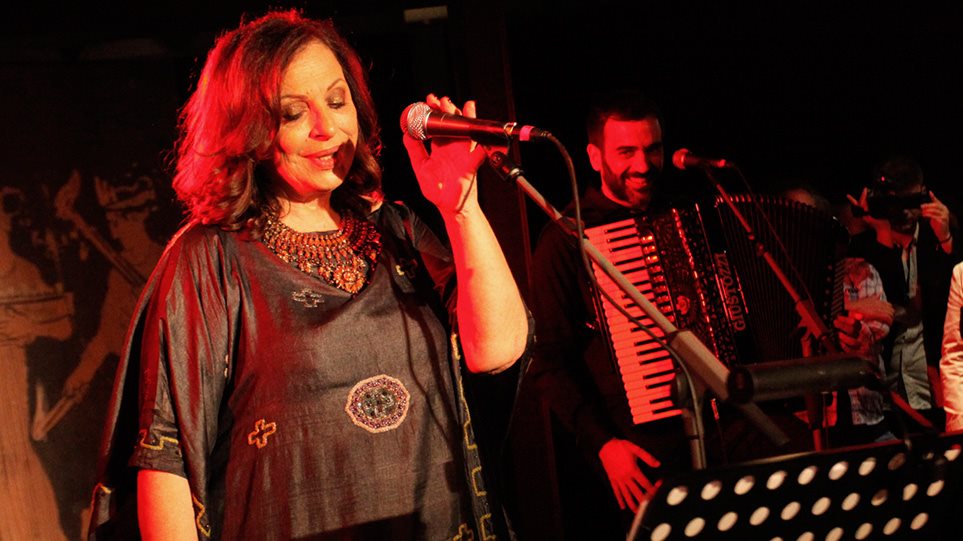 Popular singer Haris Alexiou announces her retirement in heartfelt ...