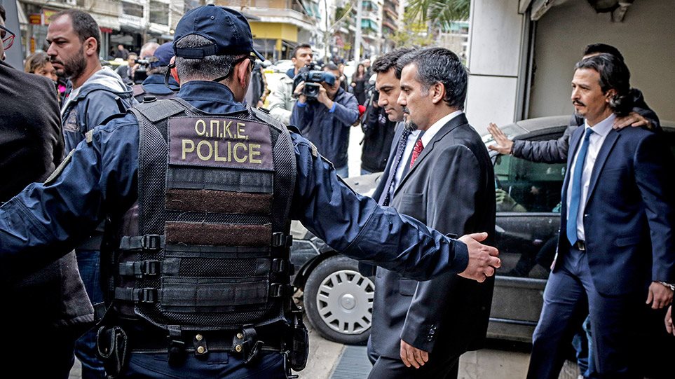 Ankara raises again the issue of the extradition of the 8 Turkish ...