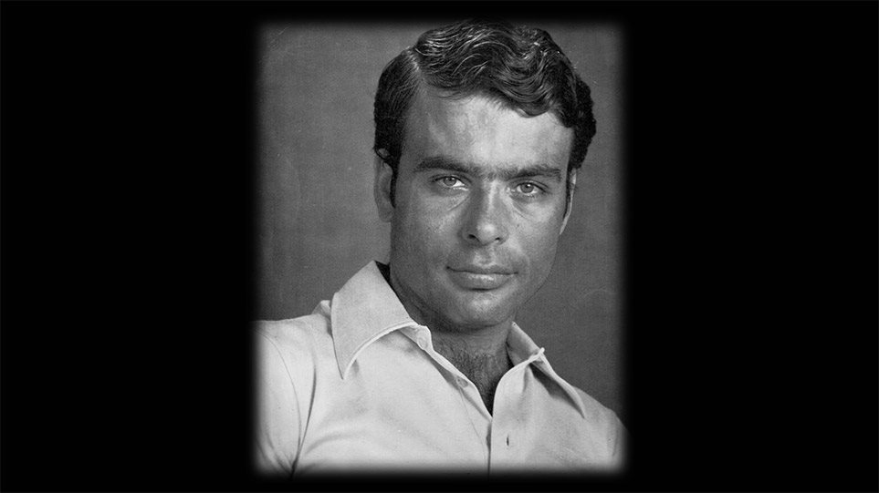 Famous Greek singer Giannis Poulopoulos has died aged 79 (videos ...
