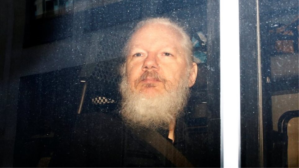 Donald Trump offered Julian Assange pardon in exchange for leaked DNC ...