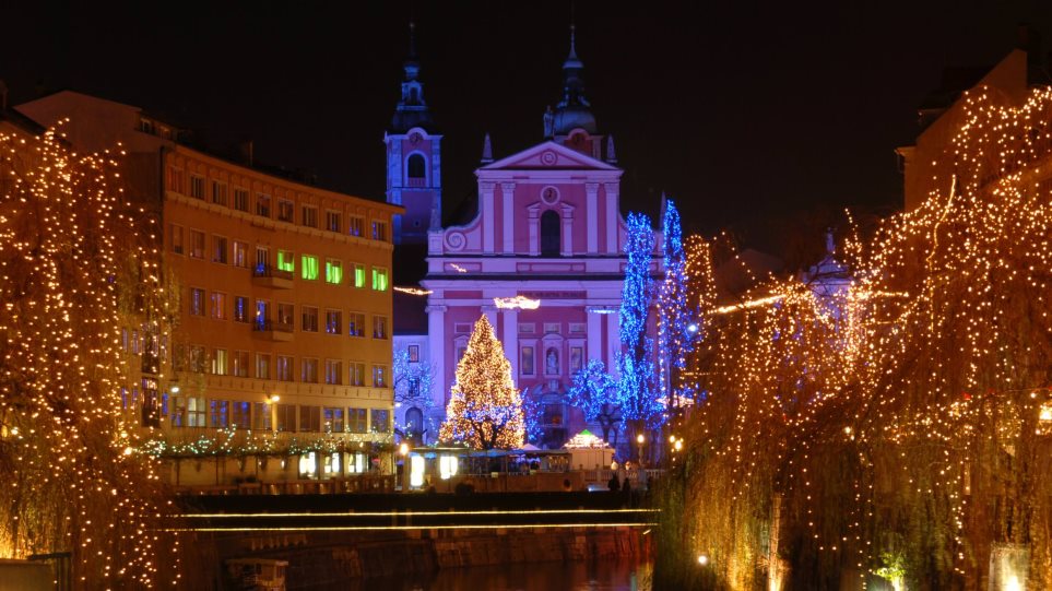 Corfu, Greece - Merry Christmas! - ProtoThema English