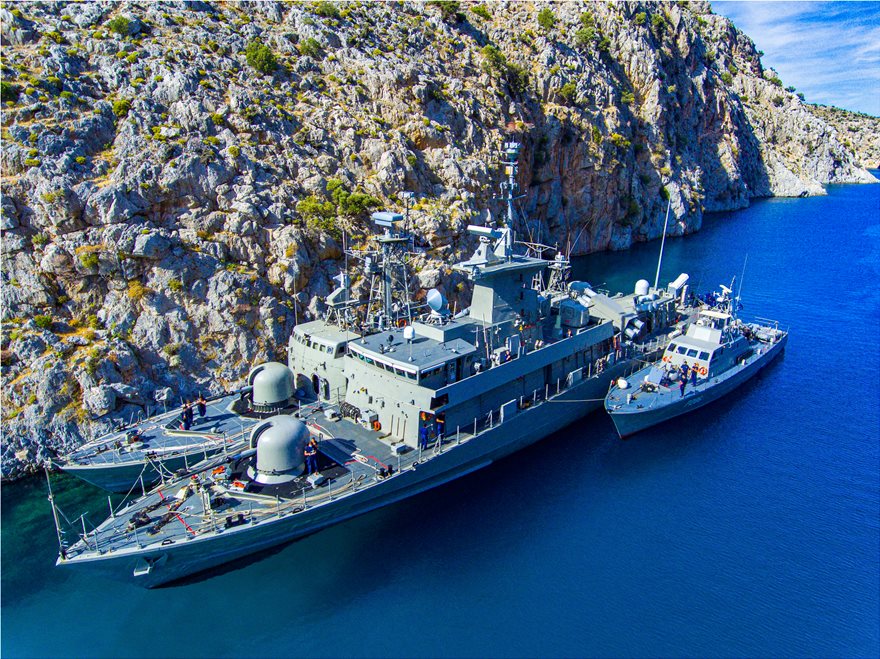 Impressive images from the Hellenic Navy’s training & presence at the ...