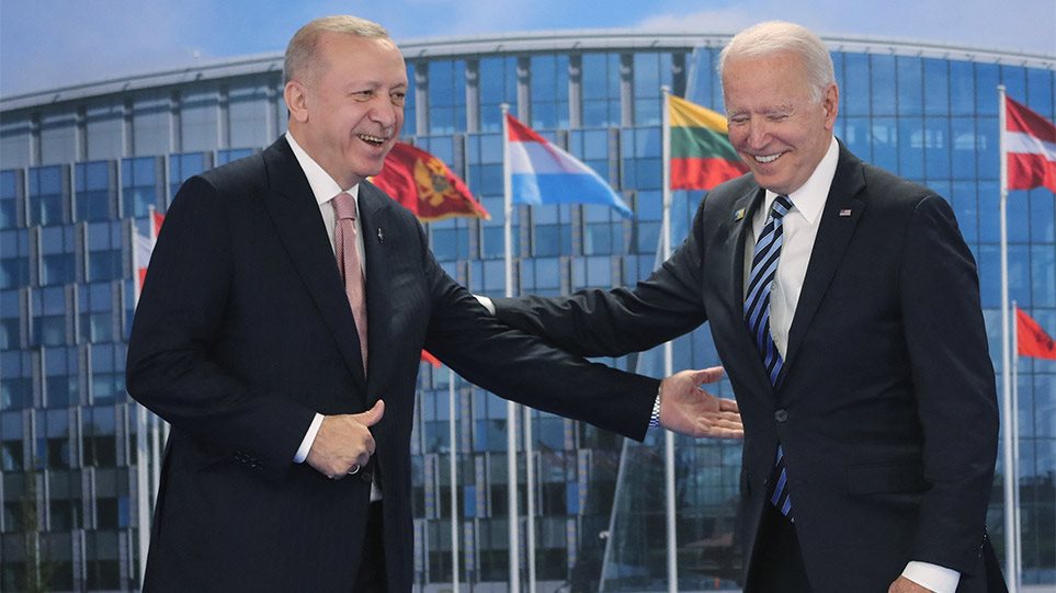 "Constructive meeting" between Biden - Erdogan - ProtoThema English