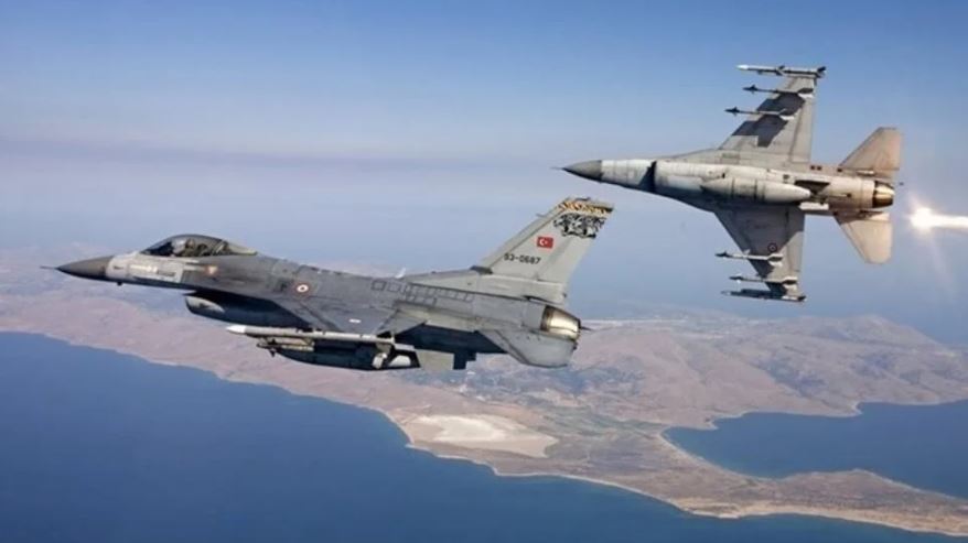 Multiple violations of Greek airspace by Turkish Air Force - ProtoThema ...