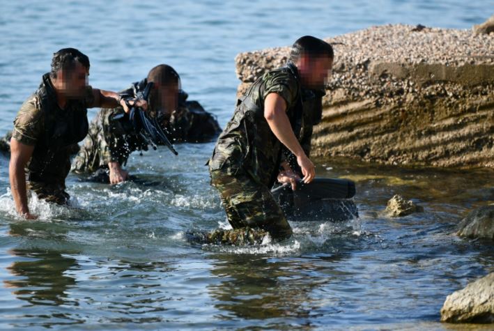 Impressive photos from Interdisciplinary Military Competitions of Greek ...
