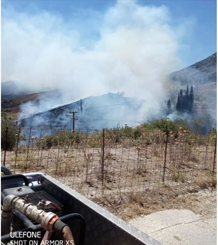 UPD – Fire in Kefalonia – Two villages evacuated (video-photos ...