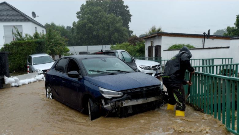 UPDATE: 42 killed in deadly floods in Germany (photos) - ProtoThema English