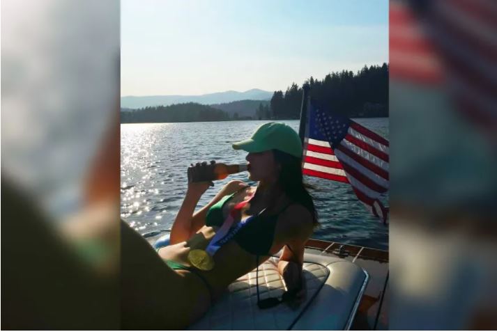 Kendal Jenner NBA star Devin Booker show their affection on yacht ...