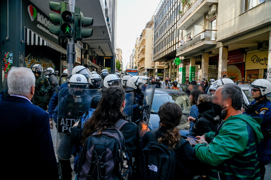 Three police officers injured, 5 arrests during clashes in Athens ...