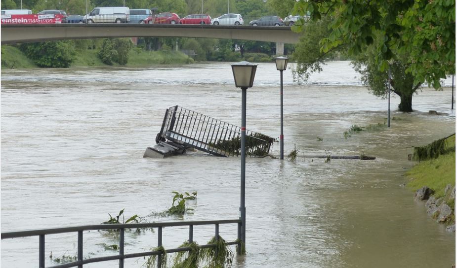 The Places Most Prone to Disaster (infographic) - ProtoThema English