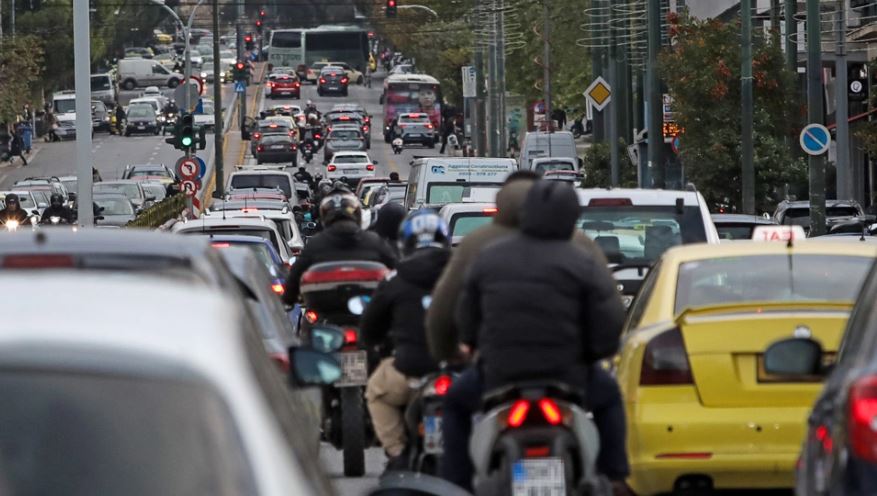 Large traffic jams in Athens due to public transport strike ...