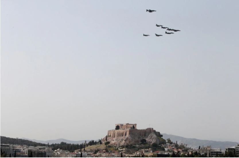 Greek, US and Italian fighter jets fly over the Acropolis in Athens ...