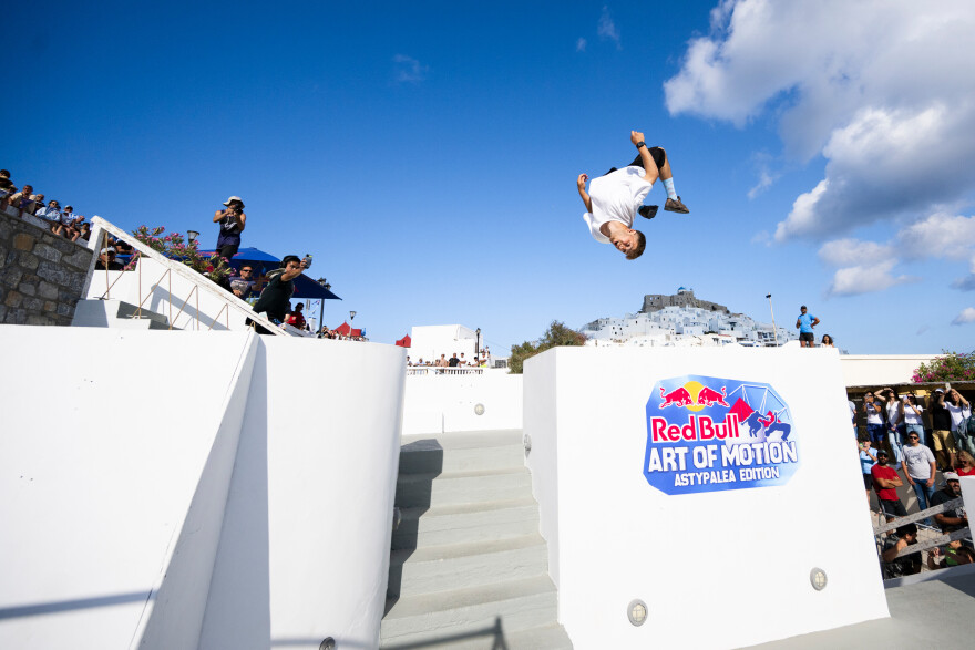 Red Bull Art of Motion - The best parkour athletes in the world ...