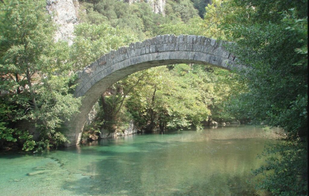 Waterfalls, arched bridges, wondrous greenery - Greece’s best rivers ...