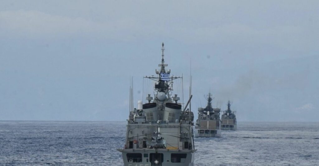 Impressive images from military exercise of Hellenic Navy - See videos ...
