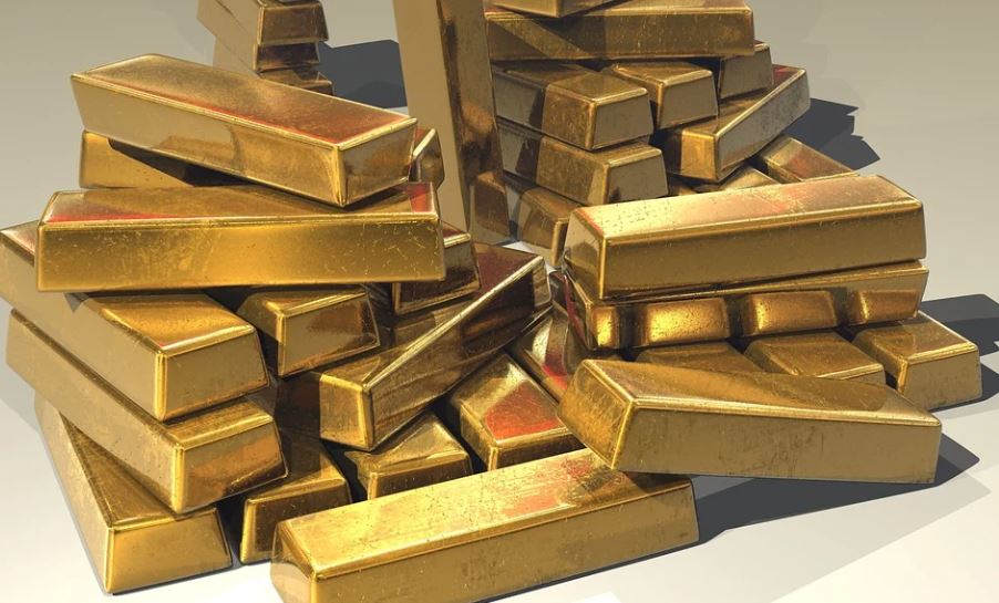 The Global Wealth Pyramid (infographic) - ProtoThema English