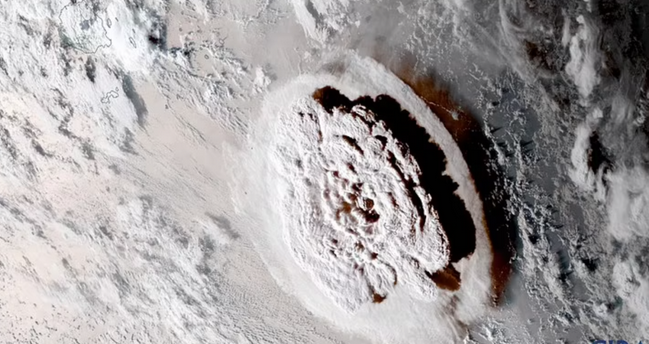 Large underwater volcano likely erupting beneath Pacific Ocean's ...