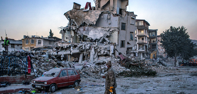 Earthquake unveils Turkey's many ugly faces - Analysis - ProtoThema English