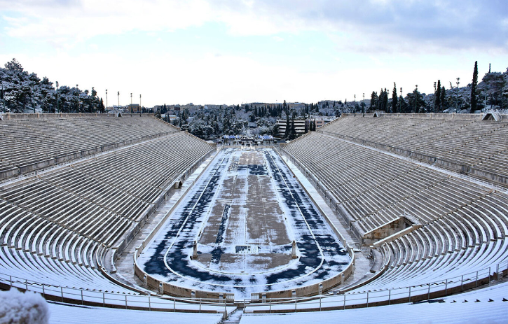 Fairytale images from the snow-covered center of Athens (video-photos ...