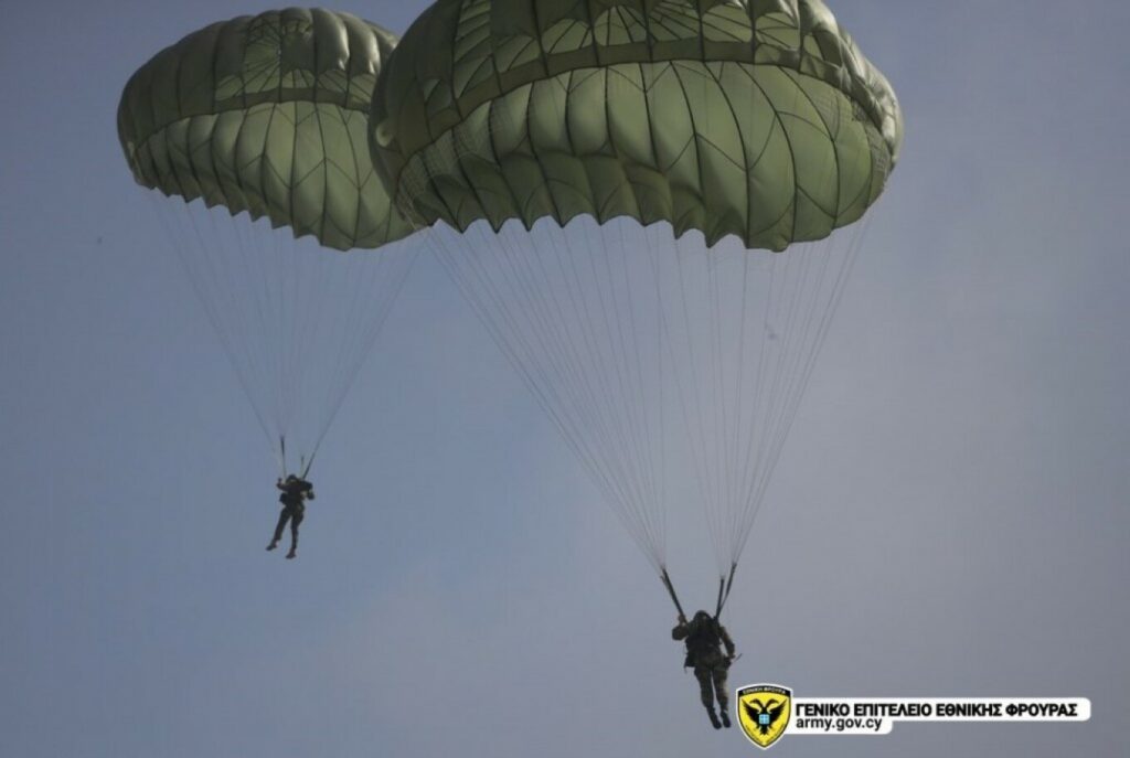 The joint training of the Cypriot National Guard with the Hellenic ...