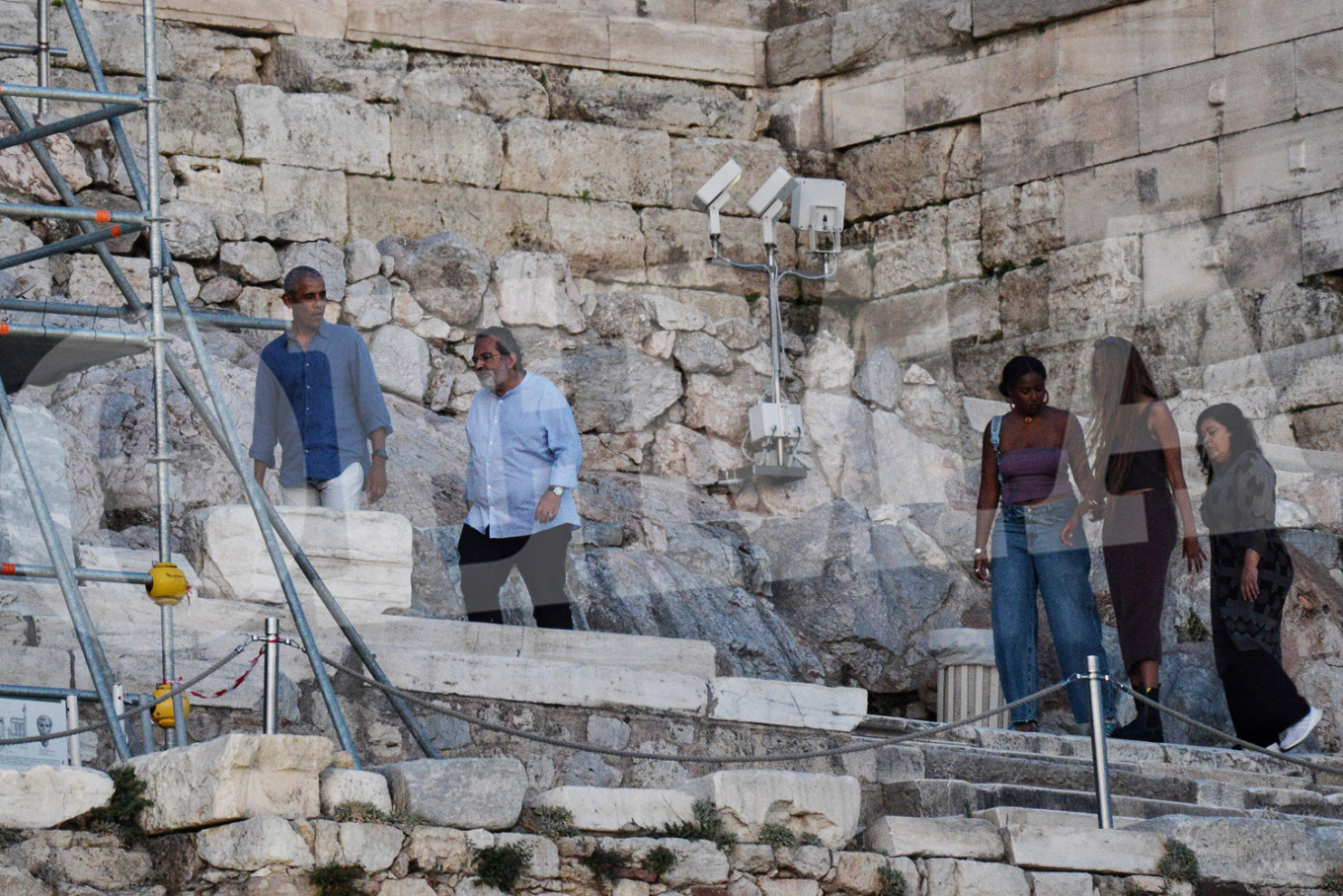 Barack Obama gets private tour of Acropolis Museum and Parthenon ...