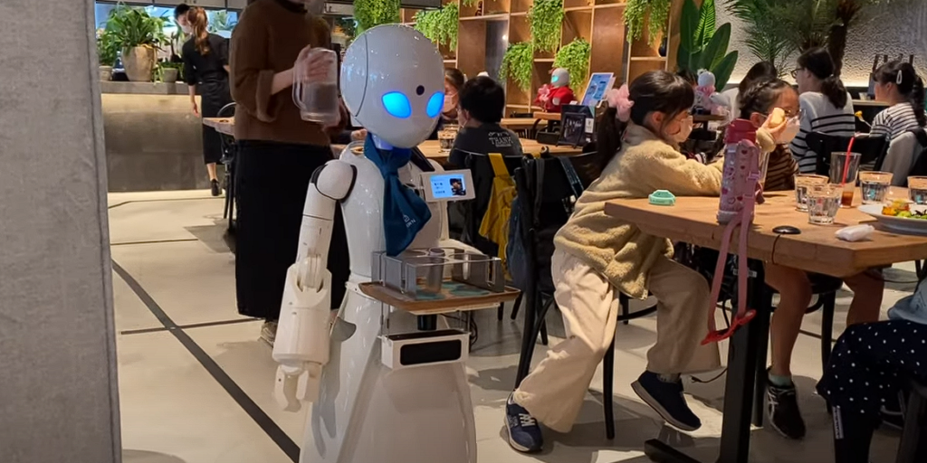 Inside the incredible Tokyo café where the food and drinks are served ...