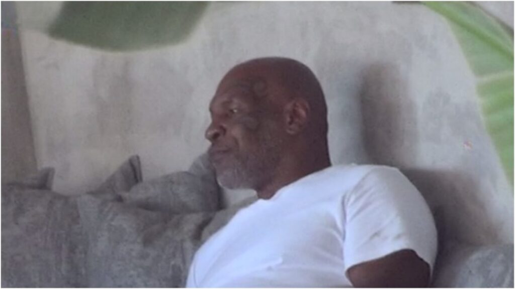 "Iron" Mike Tyson relaxing in Mykonos (video) - ProtoThema English